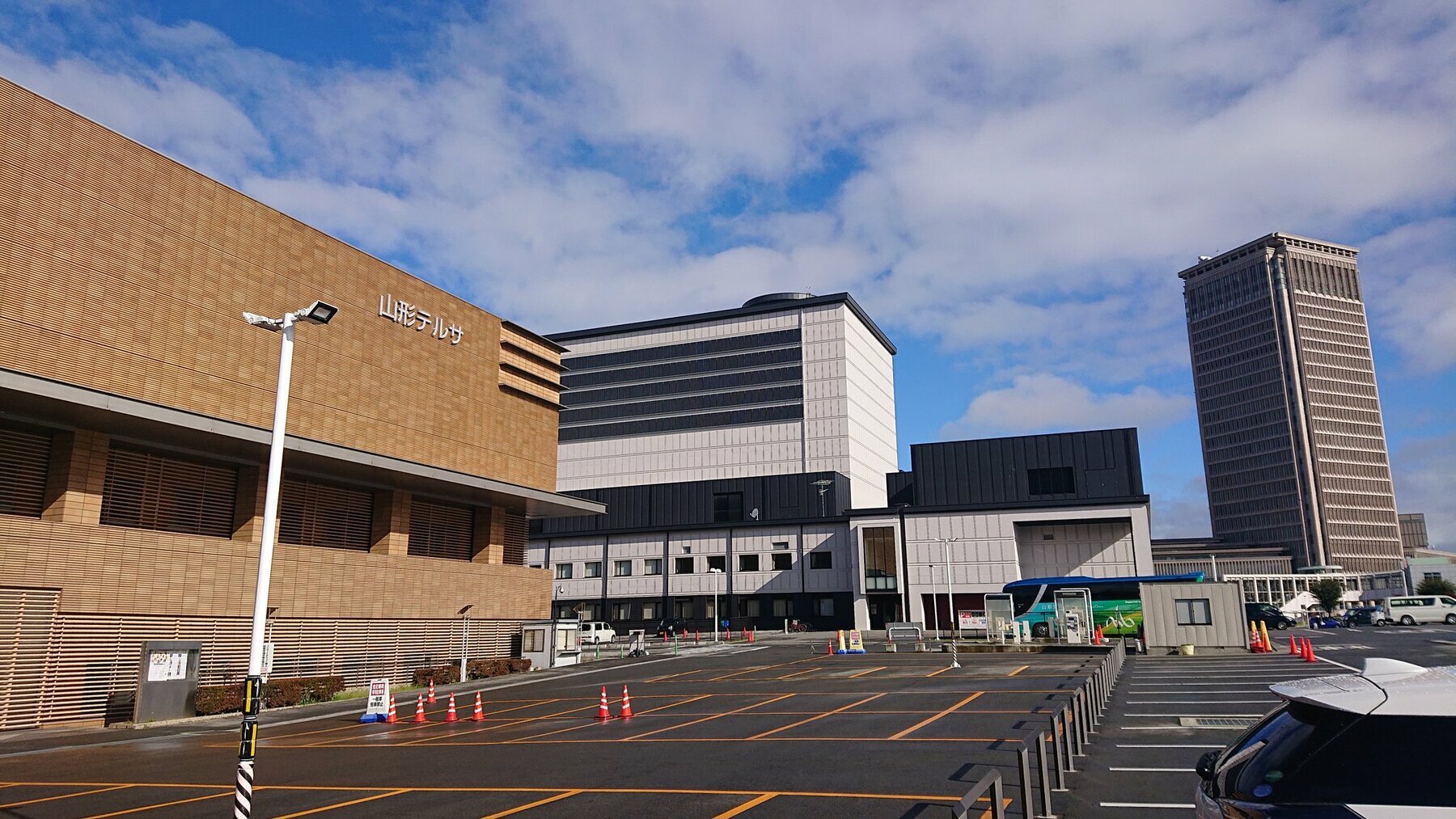 Smash Open in T... | Details