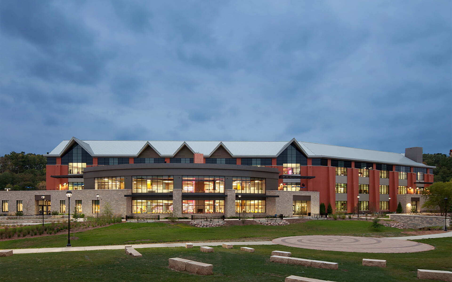 Blugold Smash B... | Details